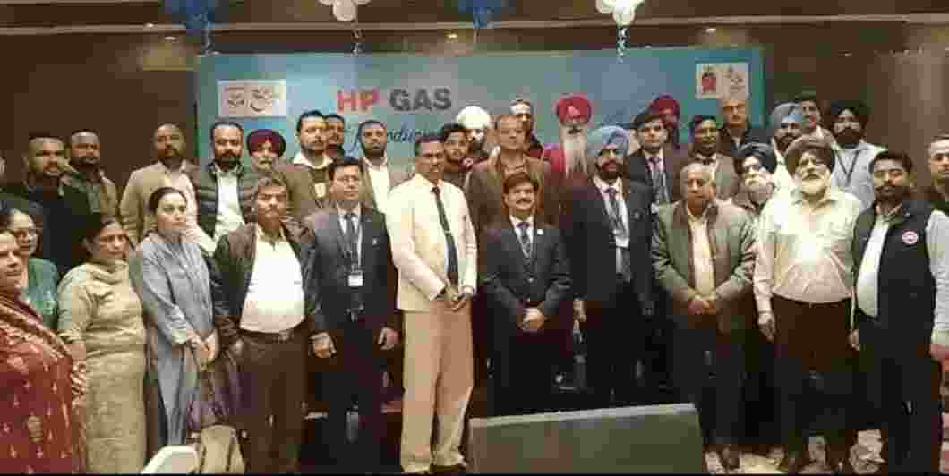 HP Payroll launches new app: एच.पी पेरोल ने किया नया ऐप लॉन्च, ई ...